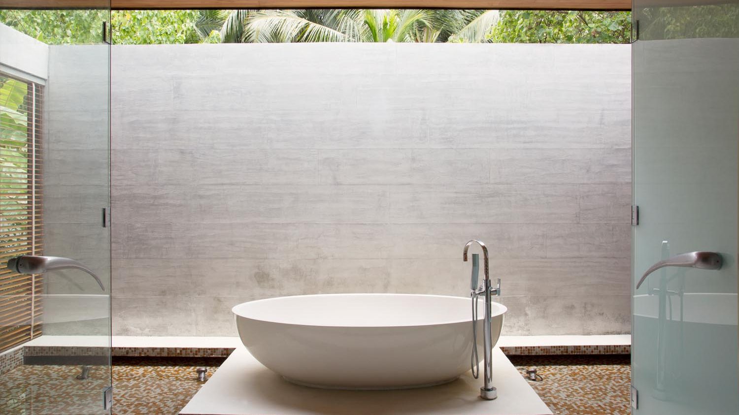 Coco Privé - PREMIUM BUSINESS TRAVEL