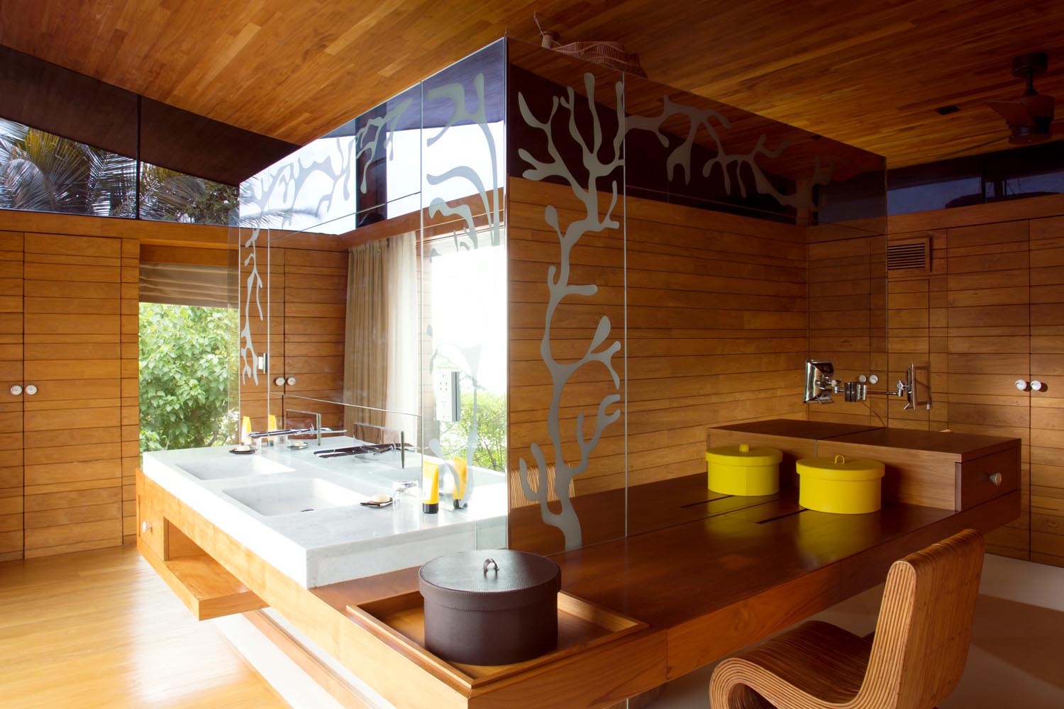 Coco Privé - PREMIUM BUSINESS TRAVEL